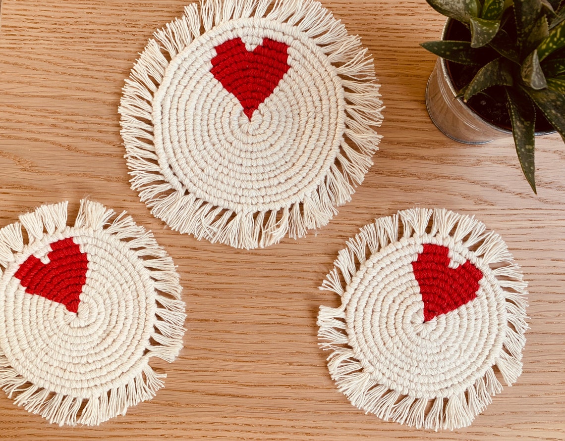 Posavasos del corazón de Macrame - Etsy España