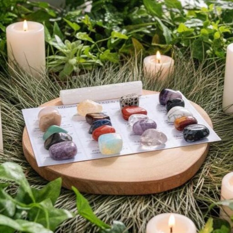 21-piece Tumbled Crystal Kit With Selenite, Rose Quartz, Black Obsidian ...