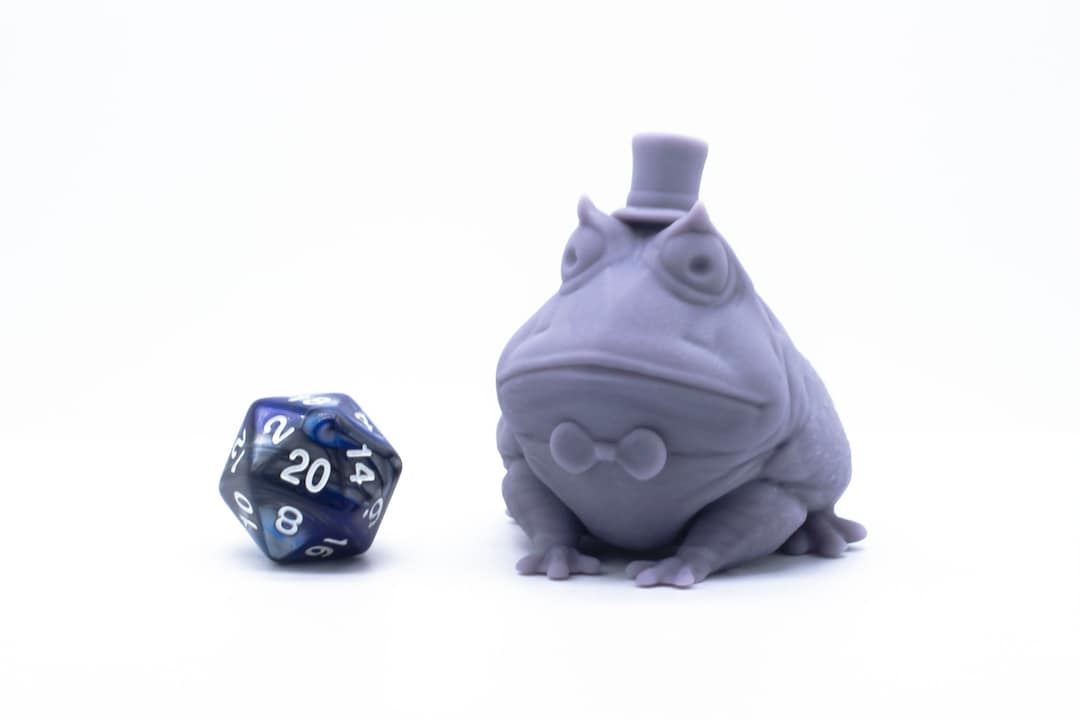 Dapper Frog Miniature Tabletop Collectable Figure RPG - Etsy