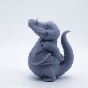 Dapper Crocodile - Miniature - DND - Tabletop - Collectable - Etsy UK