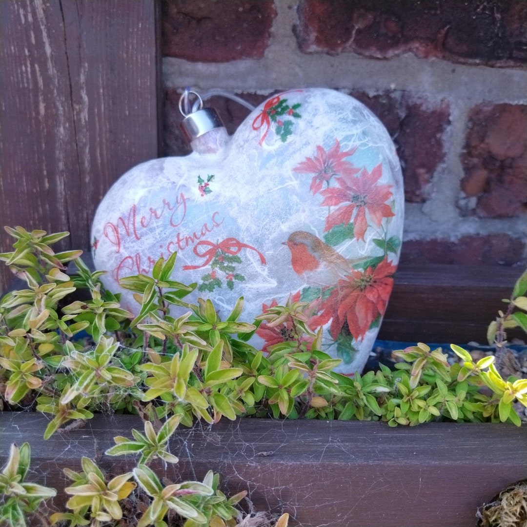 Merry Christmas Robin Light up LED Heart Light Decoupage Christmas Gift ...