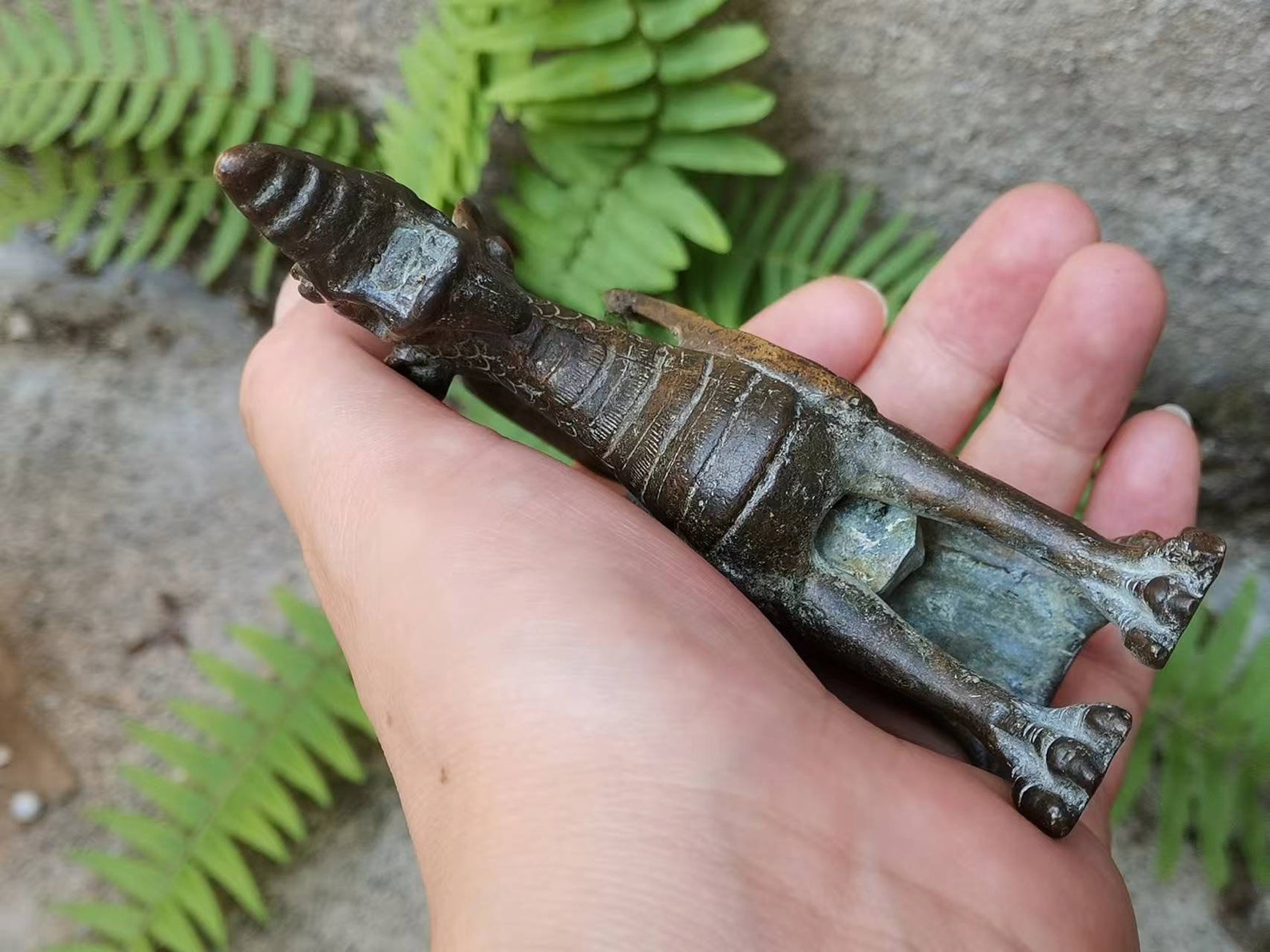 Brass Ancient Beast Flying Dragon Mini Statue, Fengshui Home Decor ...