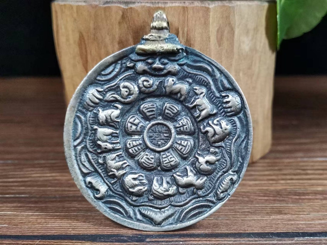 Mh110a Amulet Zodiac Lucky 12 Animals Pendant, Miniature Charm ...