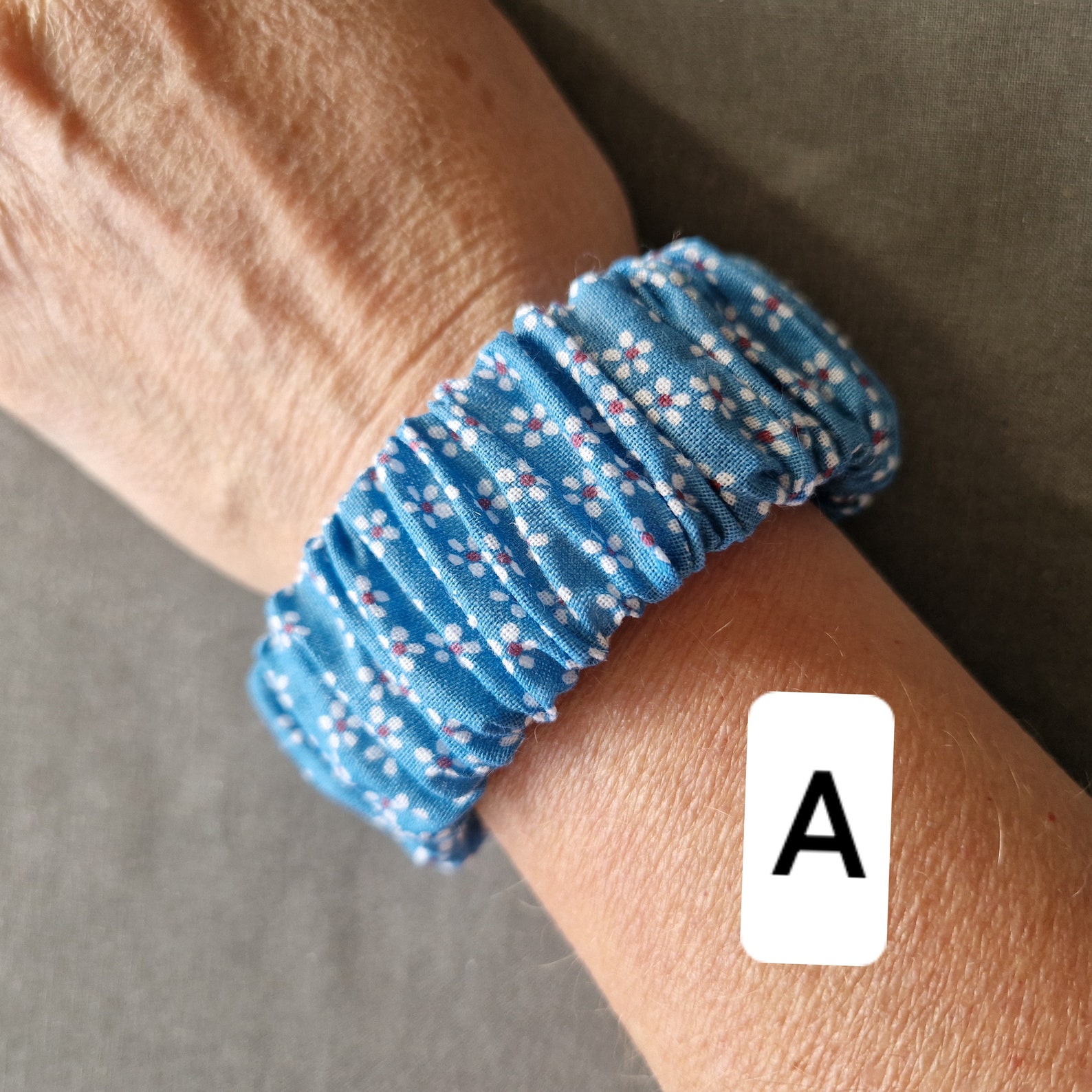 Handmade Fabric Wrapped Elastic Scrunchie Bracelet Bangle Wristband ...