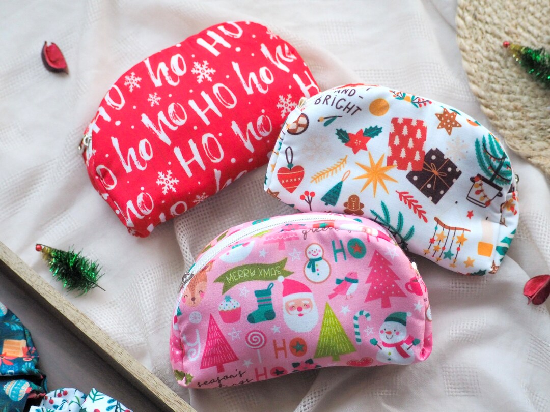 Christmas Round Pouches Pink Christmas Pouches Holiday Pattern ...