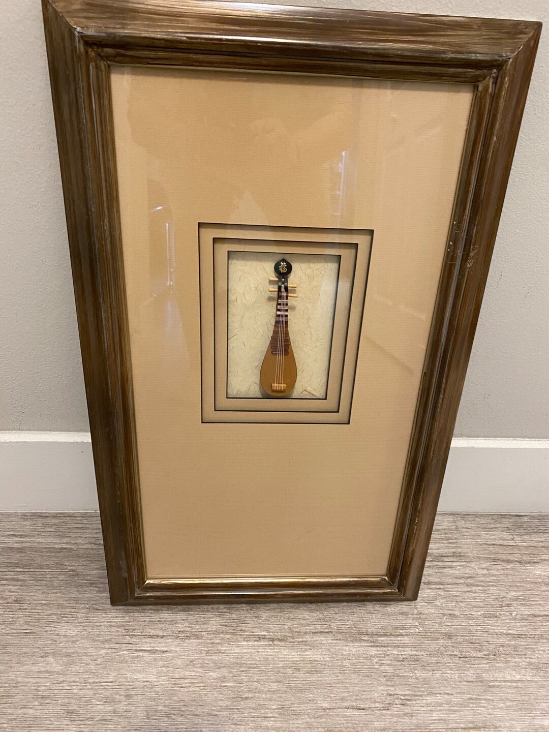 Medium Size Three D Small Wooden Mandolin With Tan Matting & Beige ...