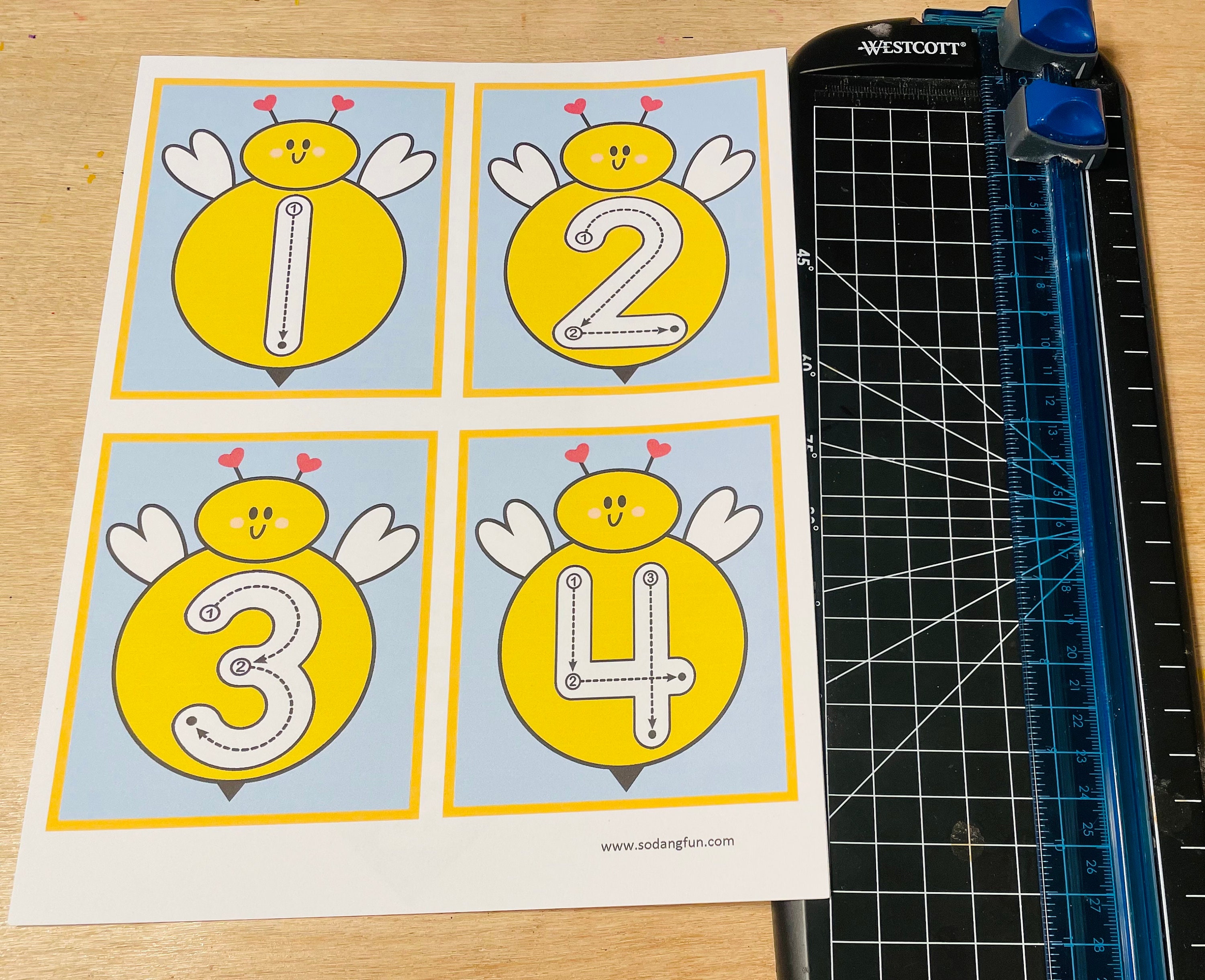 Bee Math for Preschool and Kindergarten, Bee Number Formation 1-20, Bee ...