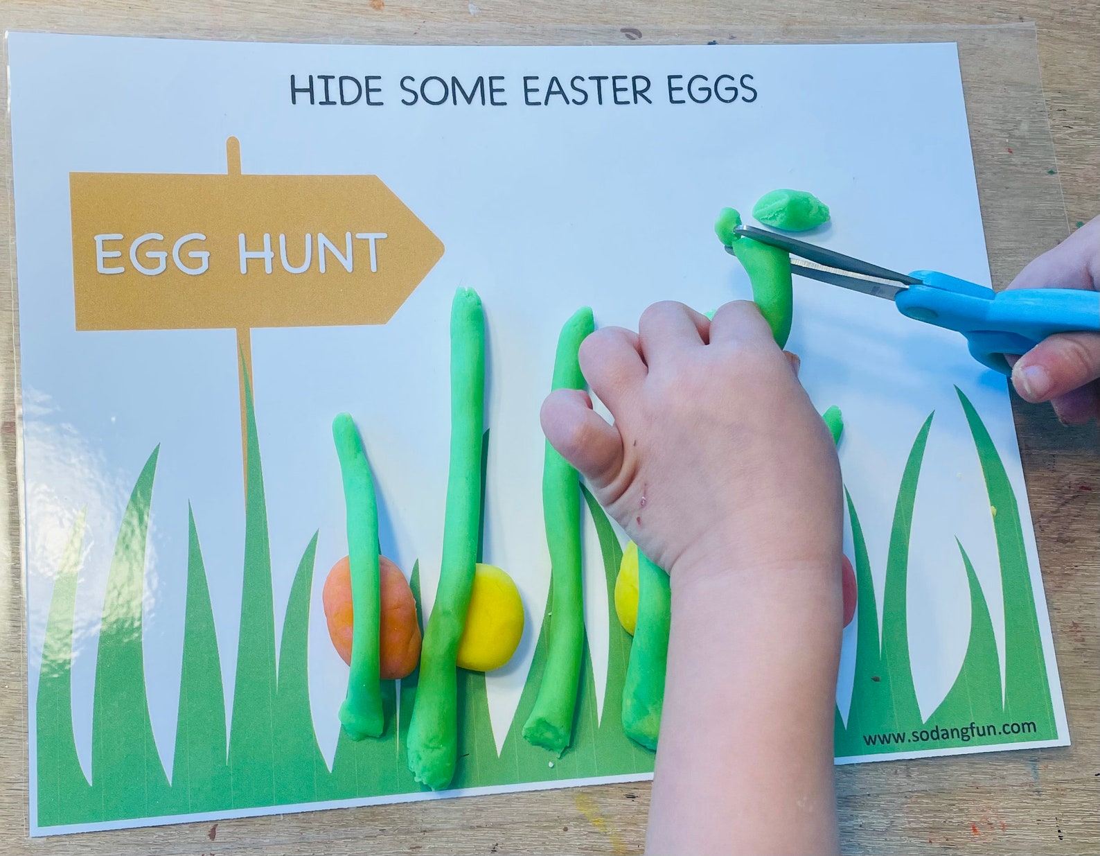 Spring Playdough Mats, Spring Fine Motor Activity, Bug Playdough Mats ...