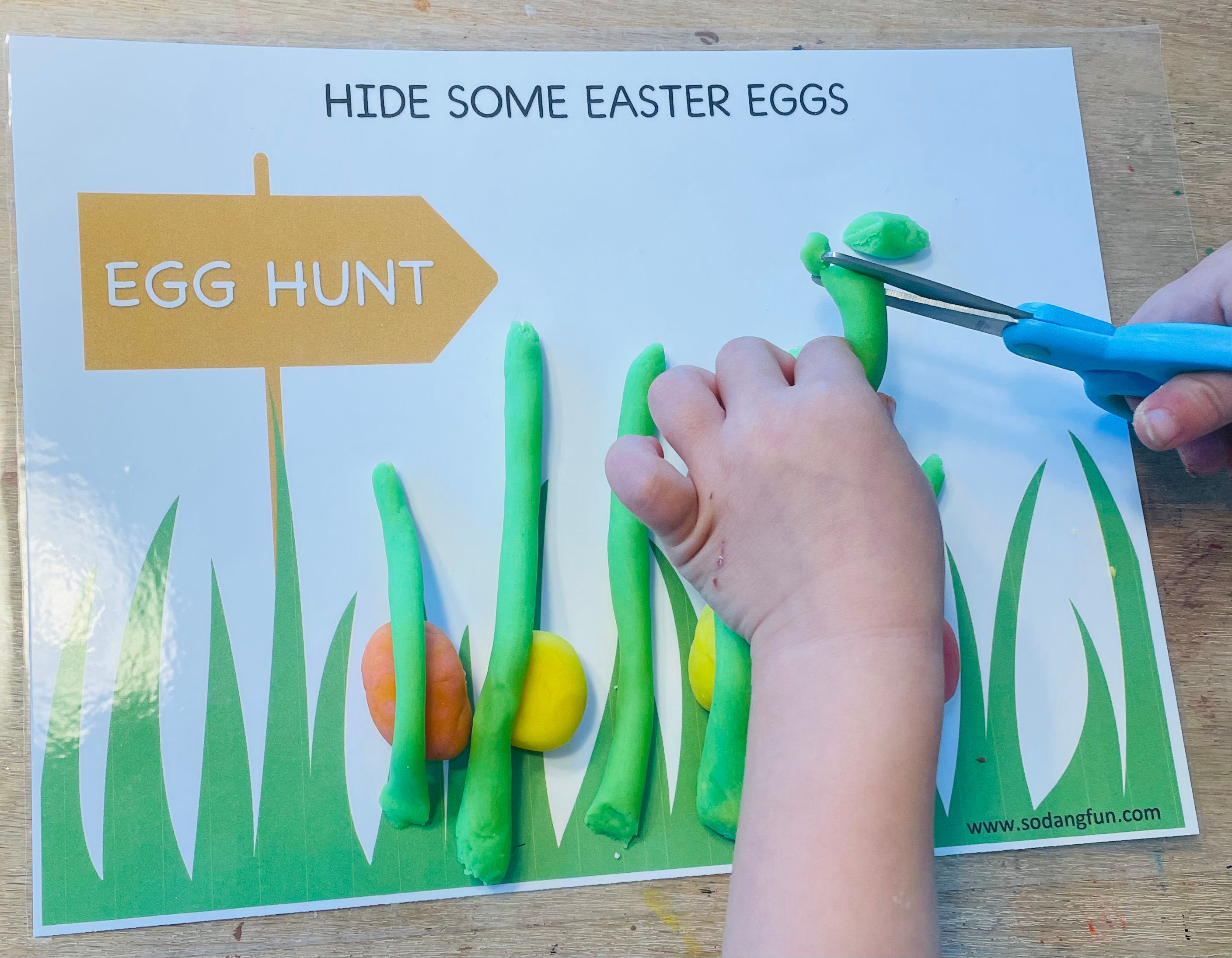 Spring Playdough Mats, Spring Fine Motor Activity, Bug Playdough Mats ...