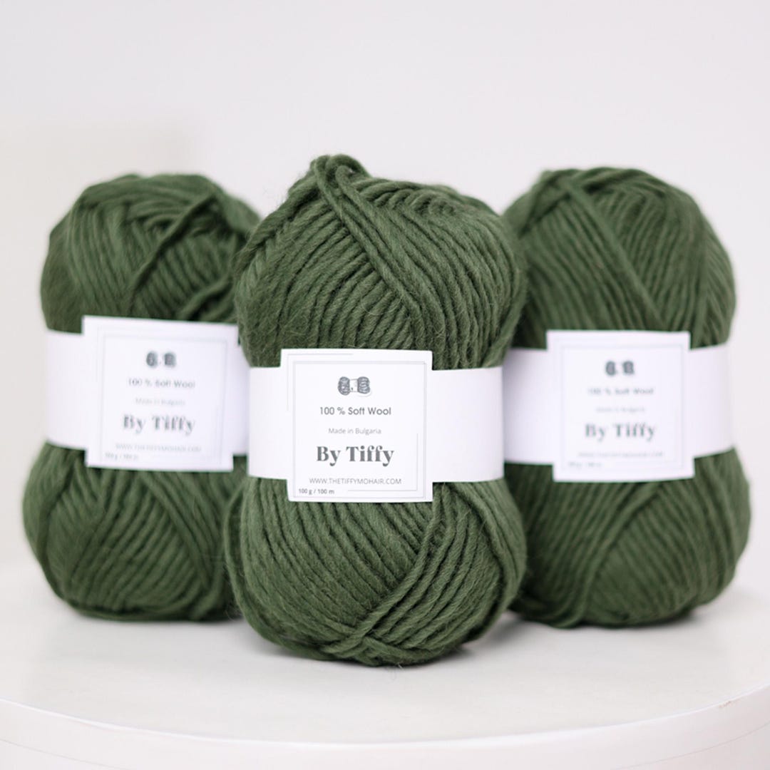 100 % Dark Olive Green Wool Yarn - Etsy