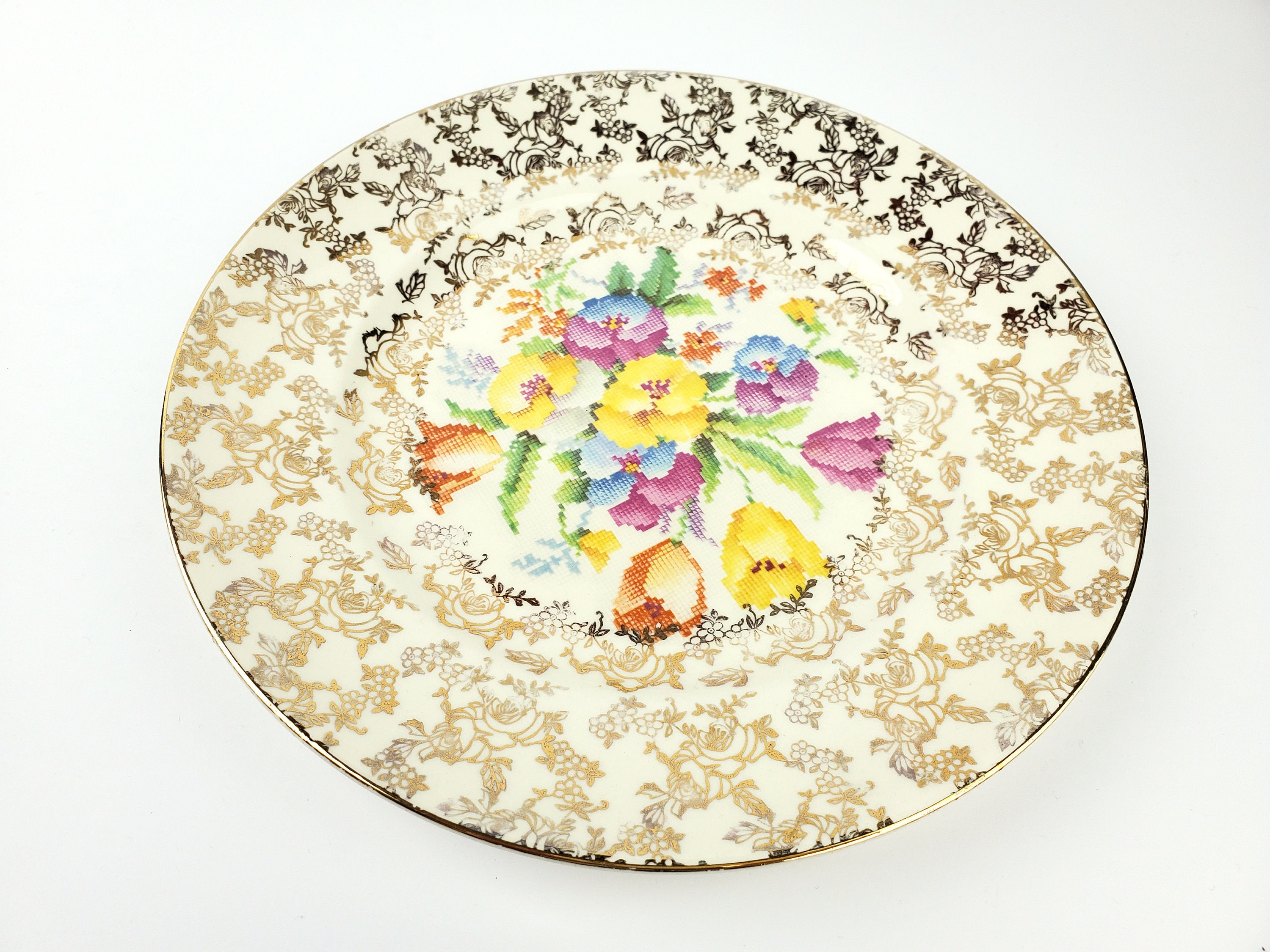 Vintage Gold old English Sampler Plates H & K - Etsy