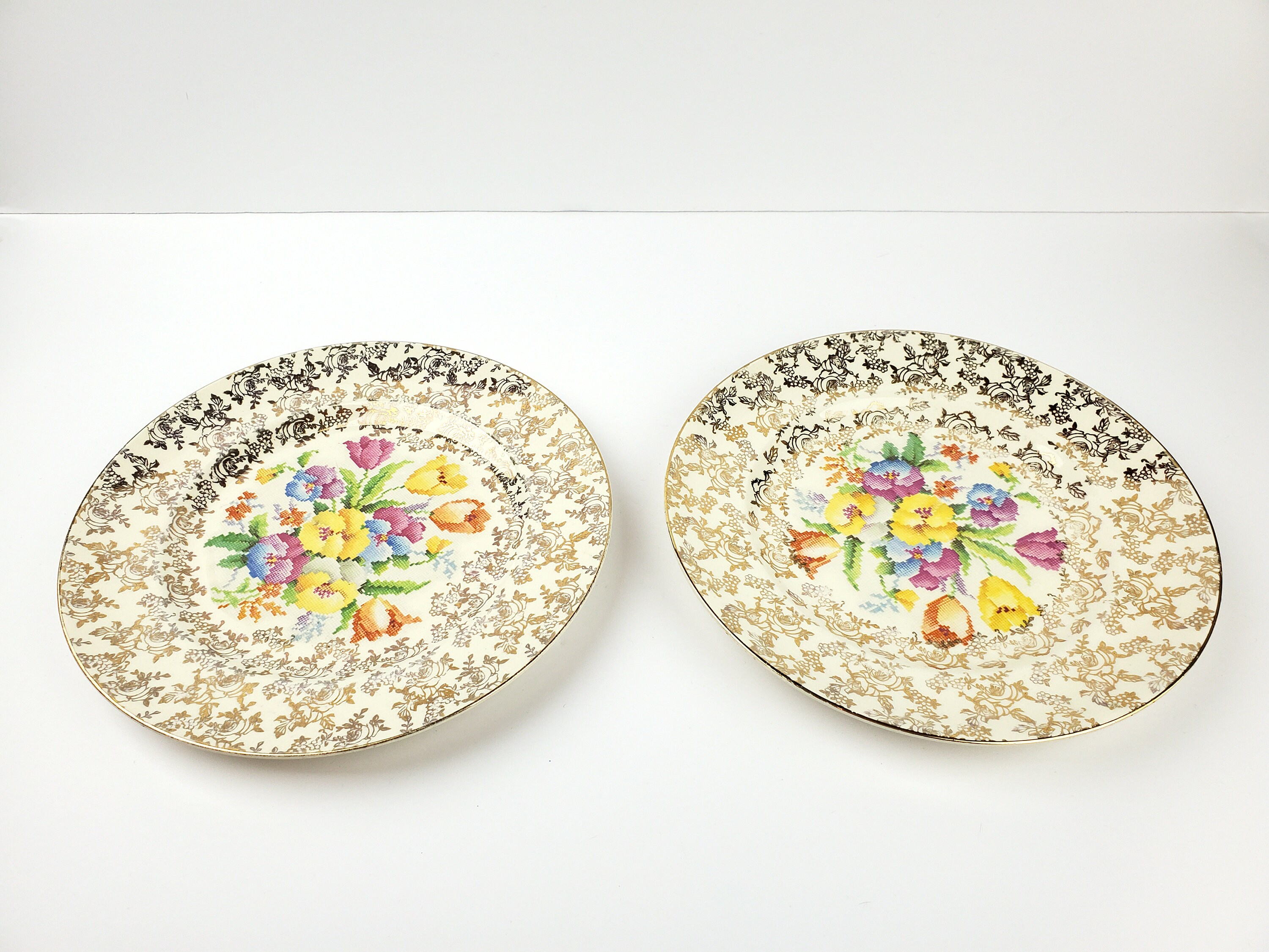 Vintage Gold old English Sampler Plates H & K - Etsy