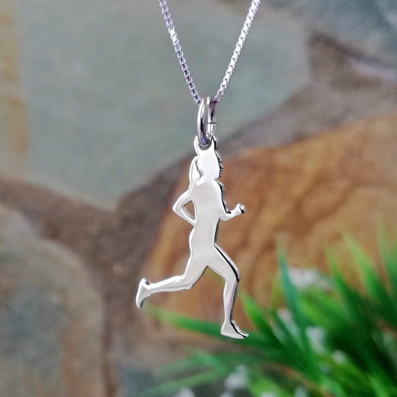 Gifts for Runners Women - 60+ Gift Ideas for 2024