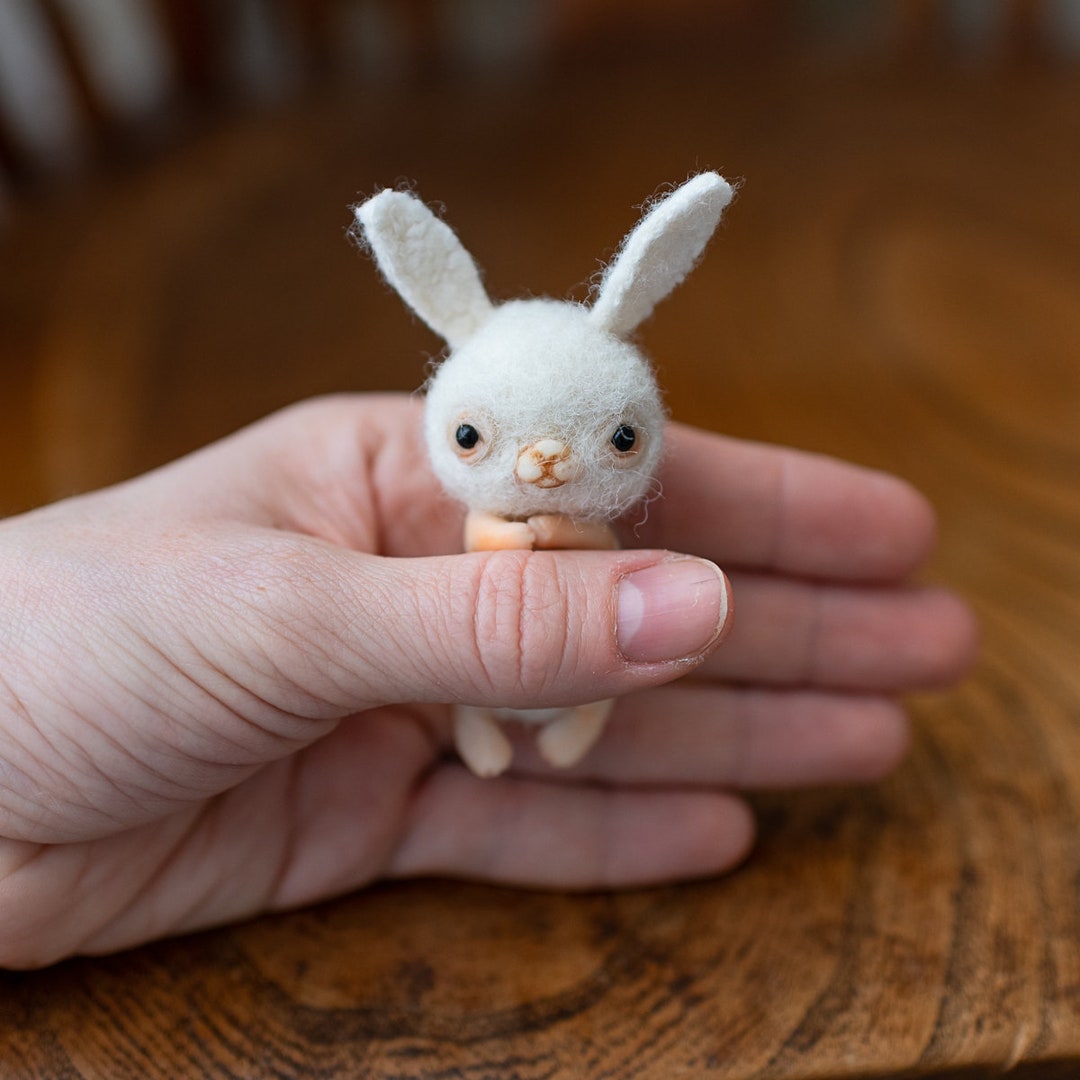 Blythe Pet Rabbit Dollhouse Miniature Animals Tiny Toy Felt Bunny Mini ...