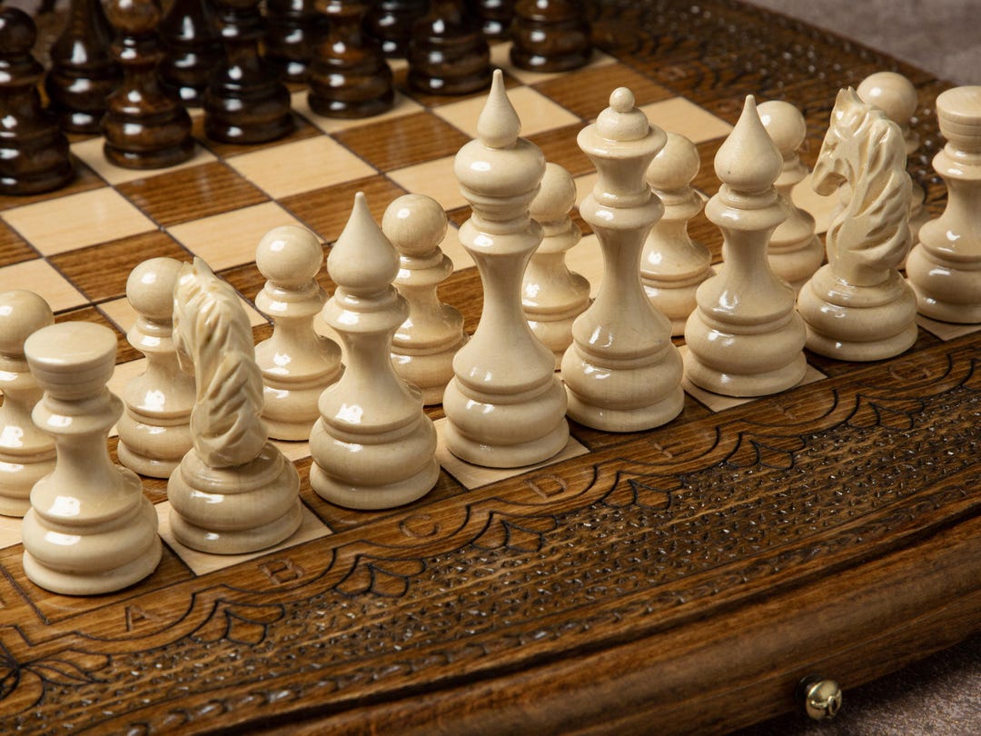 Elegant Chess Set With Contours / HANDMADE - Etsy