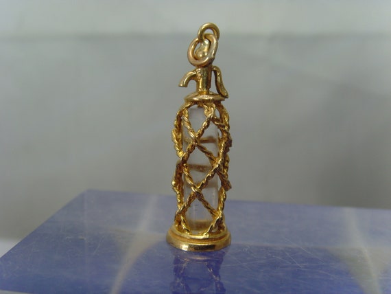 Vintage 9ct gold 1960s large "Soda Siphon" charm - Gem