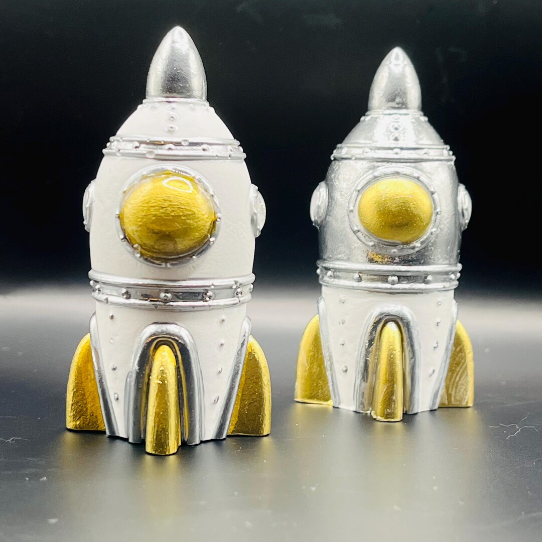 Spaceship Figure, Spaceship Figurine, Spaceman Figure, Desk Buddy, Gift ...