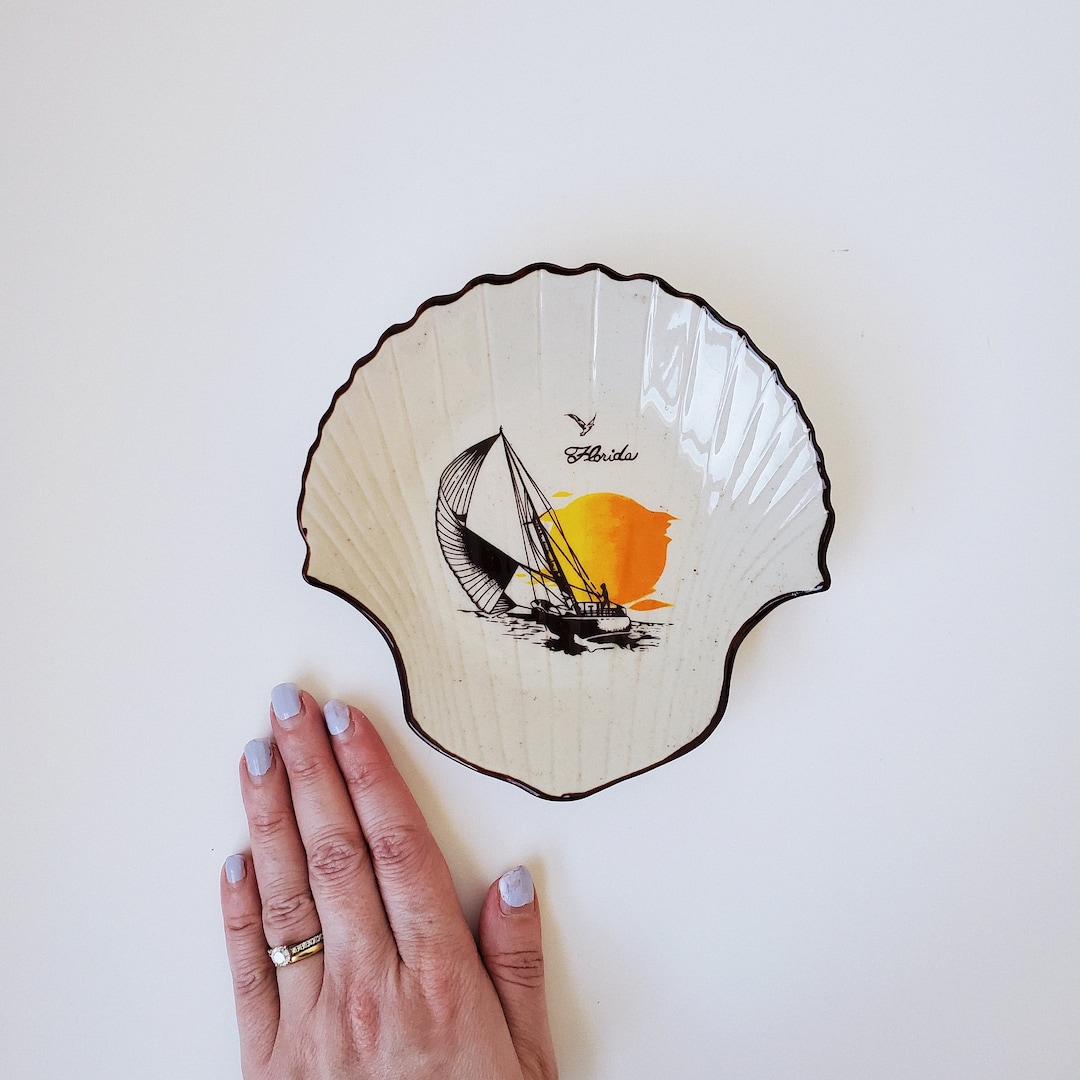 Vintage Florida Clamshell Ceramic Dish, Seashell Soap Dish, Shell ...