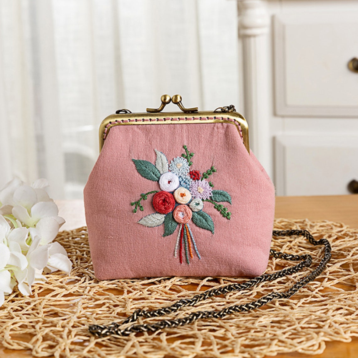 DIY Embroidered Coin Purse - Etsy