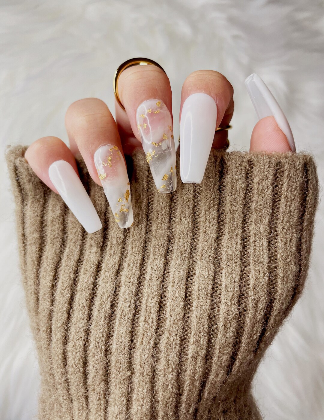 APHRODITE | White Porcelain Gold Marble Press on Nails | Marble Nails ...
