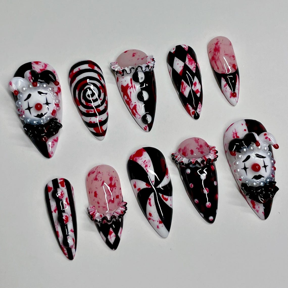MIMSY | Killer Clown Halloween Press on Nails | Terrifier Nails ...