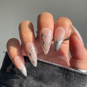 BRONTE | Y2k Silver Chrome Press on Nails | French Chrome Nails ...