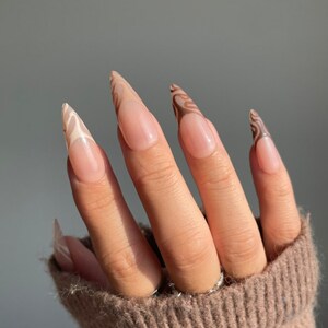 SAVANNAH | Abstract Brown Swirl Press on Nails | Shades of Brown Nails ...