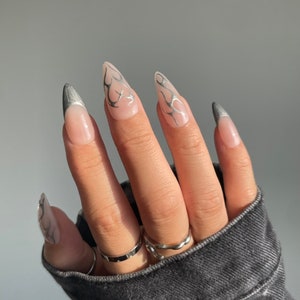 BRONTE | Y2k Silver Chrome Press on Nails | French Chrome Nails ...