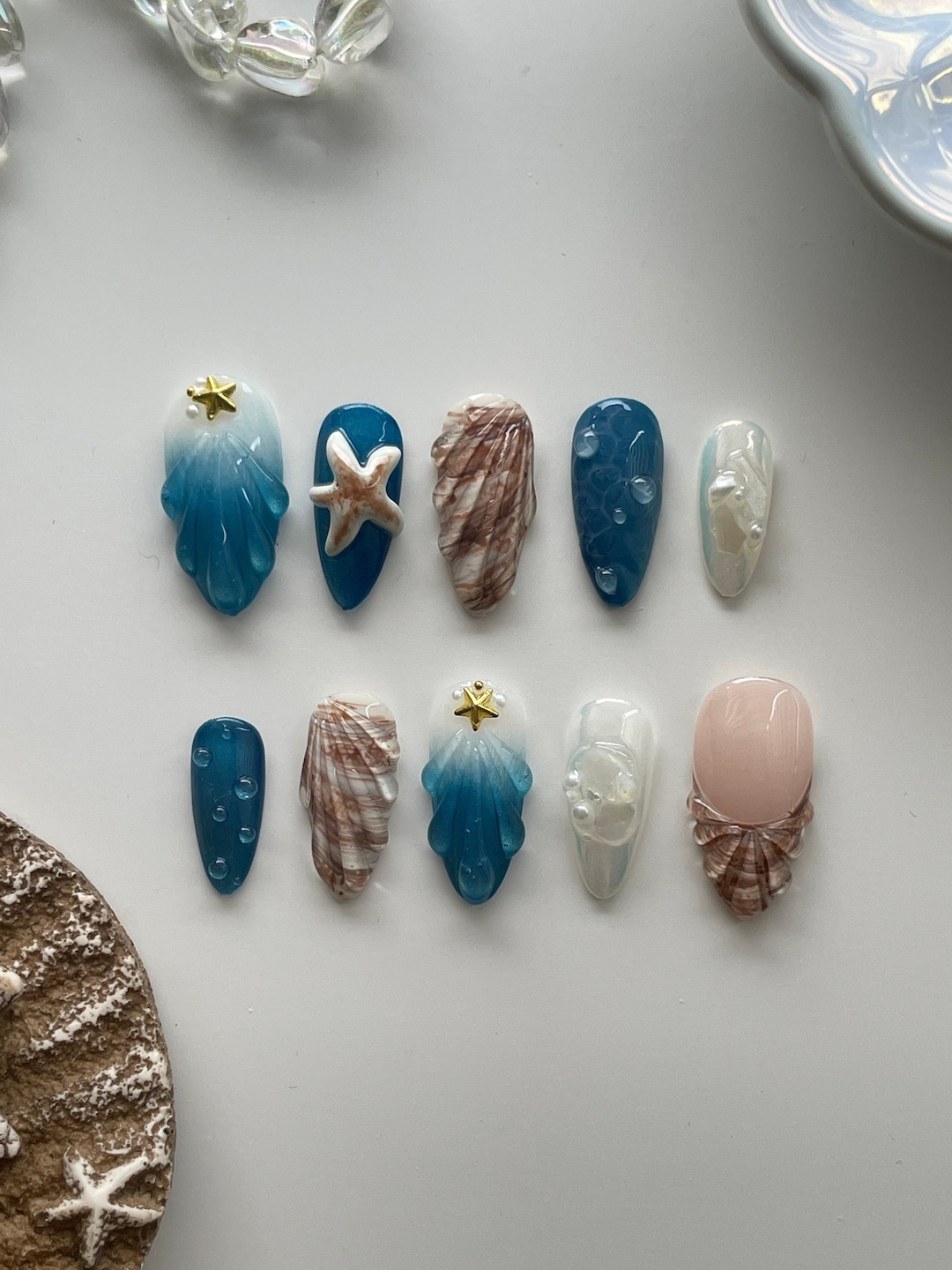 KAI | Seashell Deep Sea Press on Nails | 3D Seashell Nails | Deep Blue ...