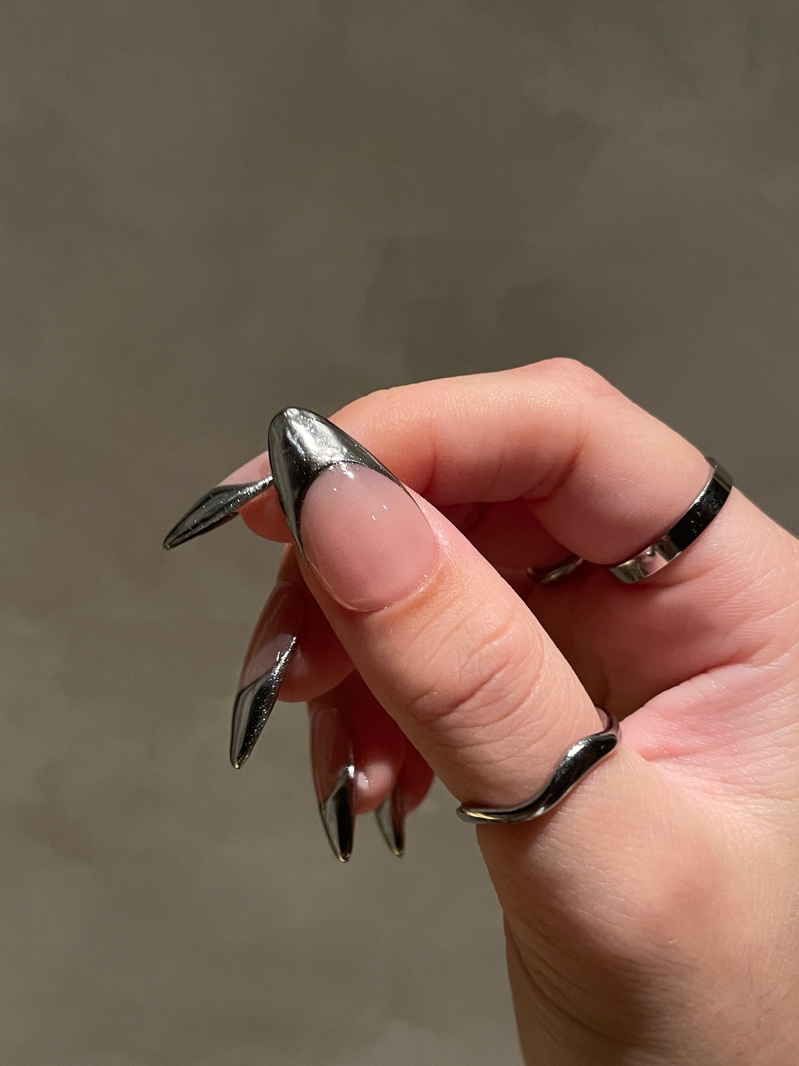 MILA | Black Chrome Frenchie Press on Nails | Silver Chrome Nails ...