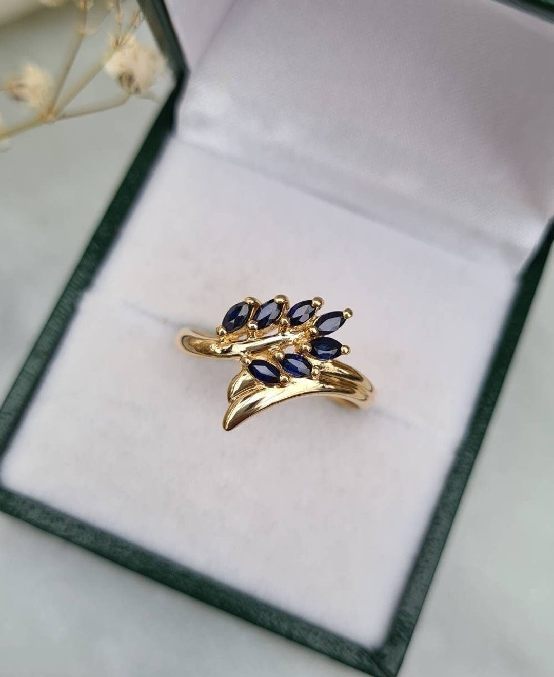 Vintage Sapphires Ring 18K Gold - Etsy