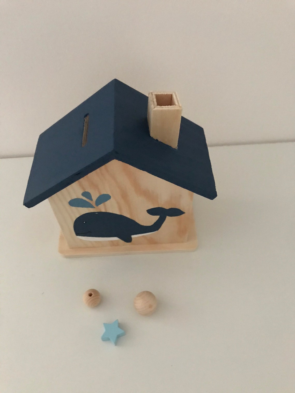 Spardose Holz Haus Wal blau mit Schloss Kinder Babys | Etsy