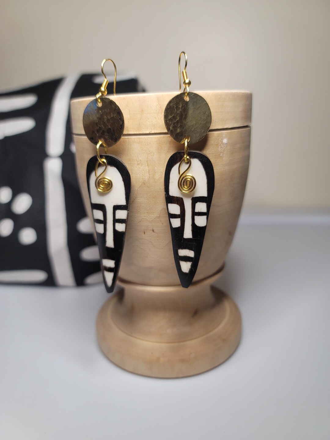African Mask Handmade Shell Earrings/traditional Shell Jewelry/brass ...