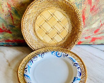Wicker Paper Plate Holders Set of 4 Vintage Paper Plate Support Wicker ...