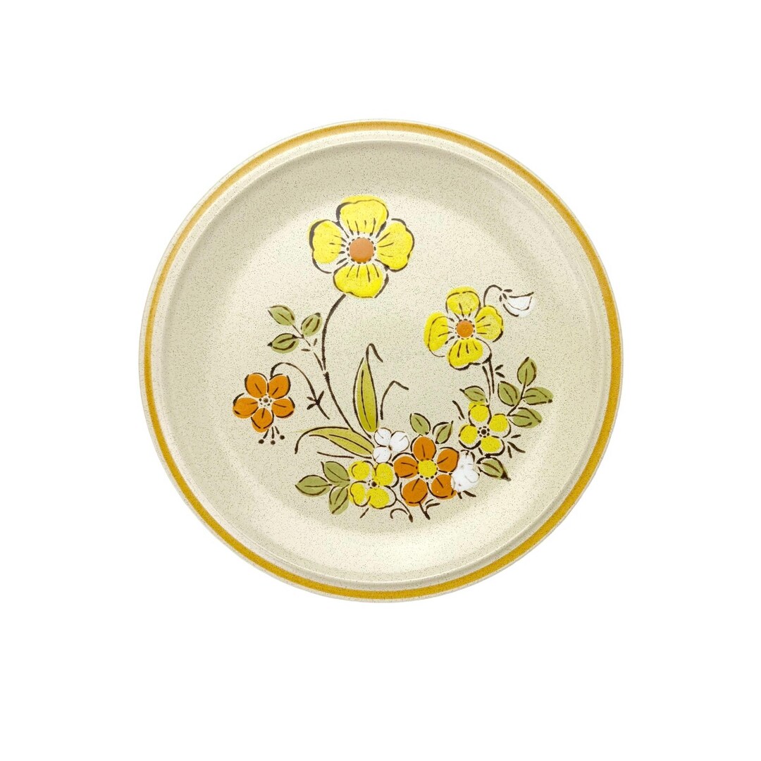 1970s Dinner Plates, Hearthside Garden Festival Sunshine Flowers ...