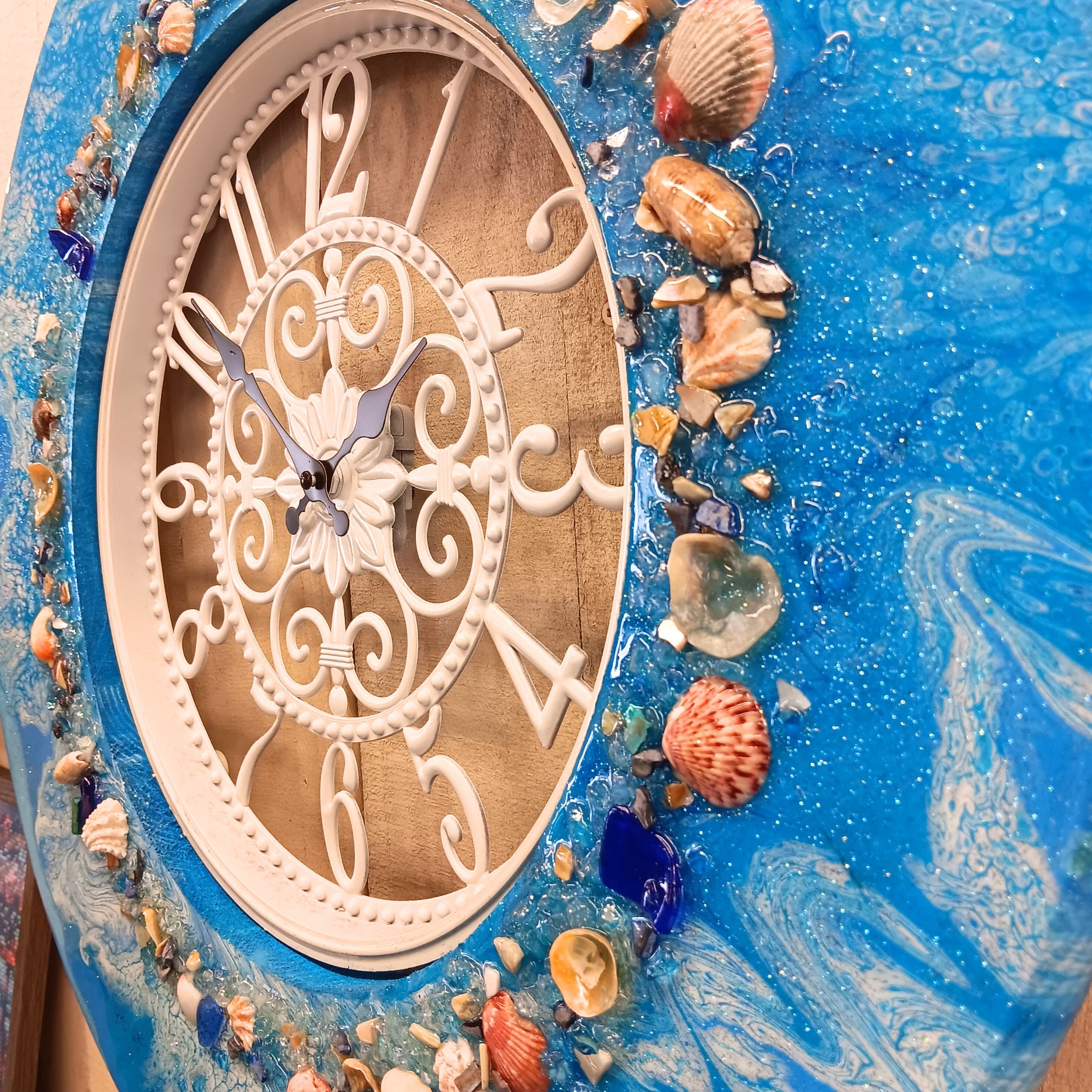 24" Ocean Wave Resin Clock: Seashell & Sea Glass Coastal Decor - Etsy