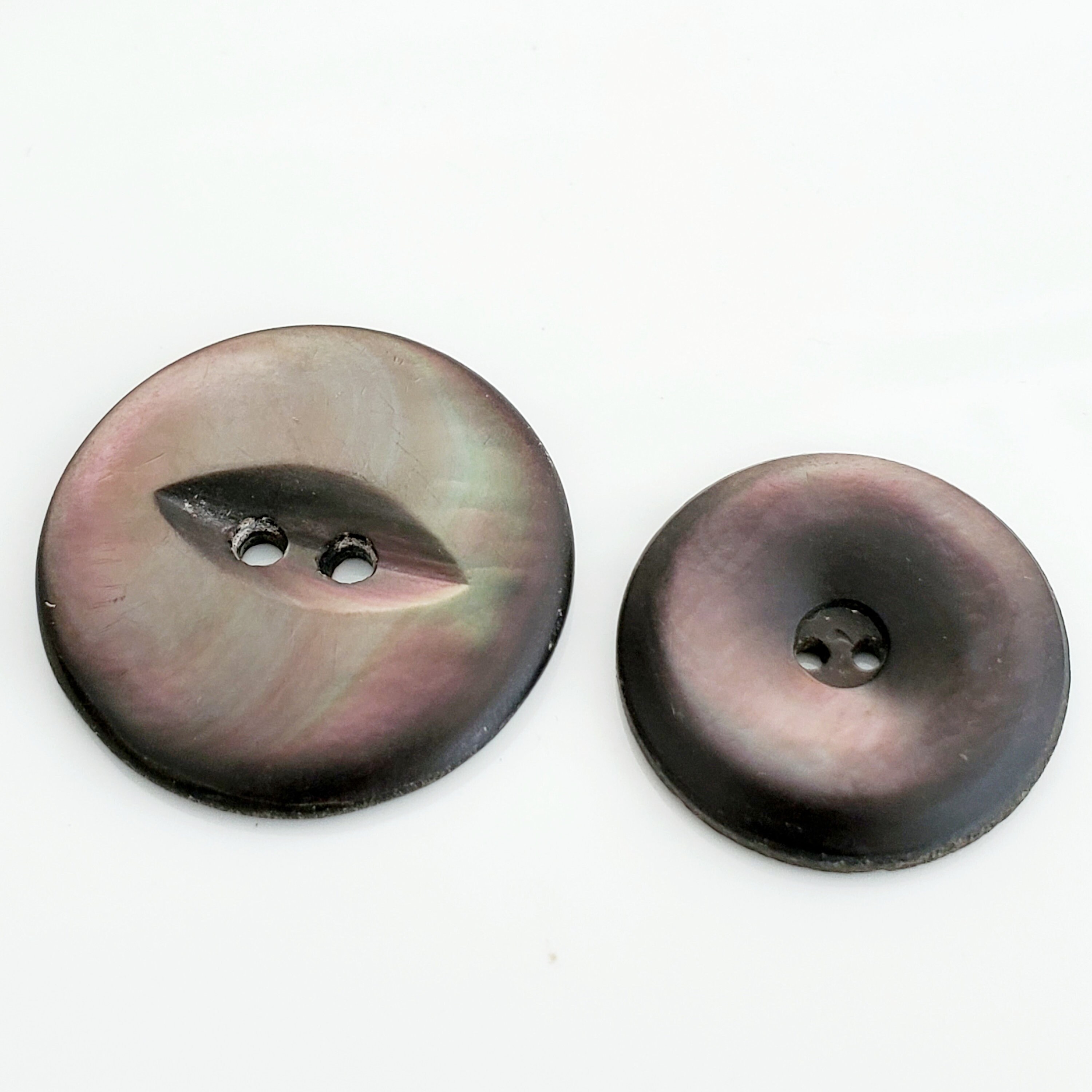 VINTAGE BUTTONS 7 Beautiful Button Stack various sizes | Etsy