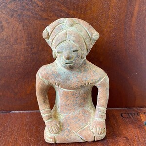 Aztec Mayan Folk Art Terracotta Pottery Statue, Sitting Position, FREE ...