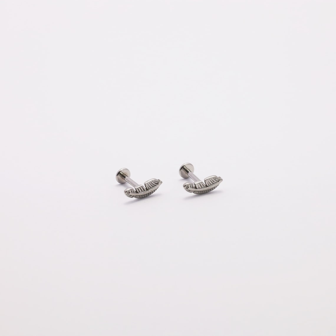 Threadless Push Pin Flat Back Labret 16G/18G/20G Stud Earrings - Etsy