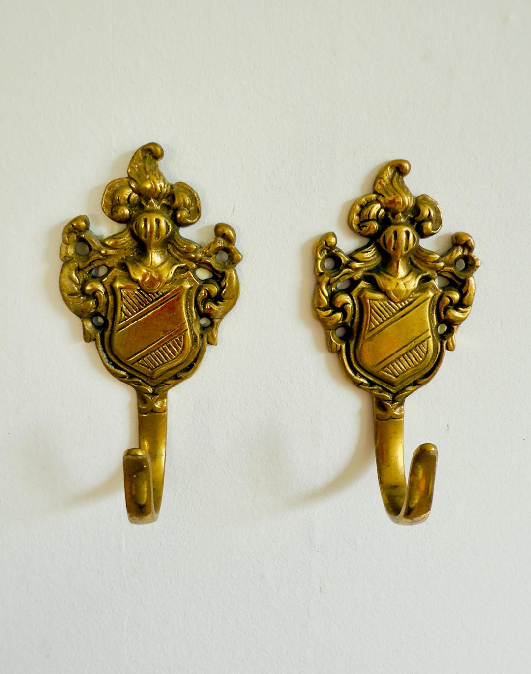 Antique Brass Wall Hooks With Crest Set of 2 Vintage Knight Coat Hooks ...