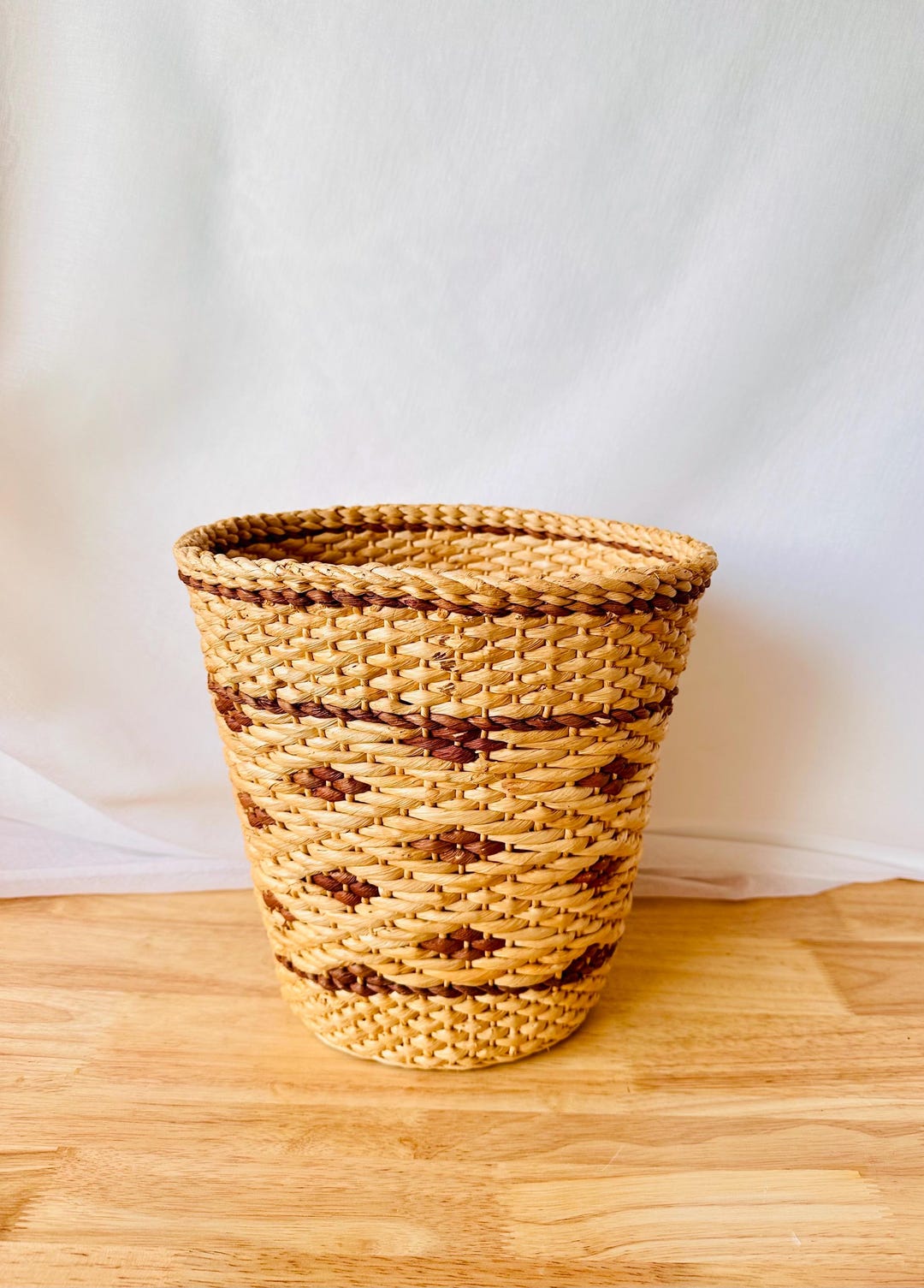 Decorative Vintage Rattan Basket Woven Seagrass Wastebasket Large Retro ...