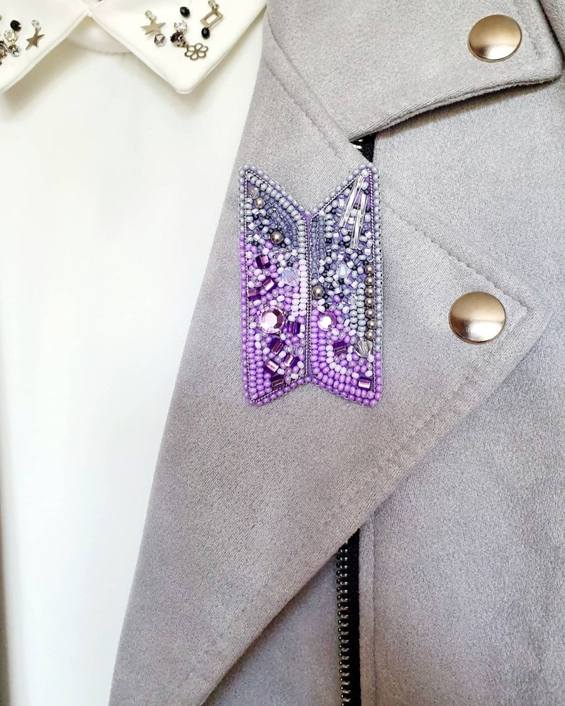 Handmade BTS Logo Seed Beaded Brooch BTS Army Pin in Black and Purple ...