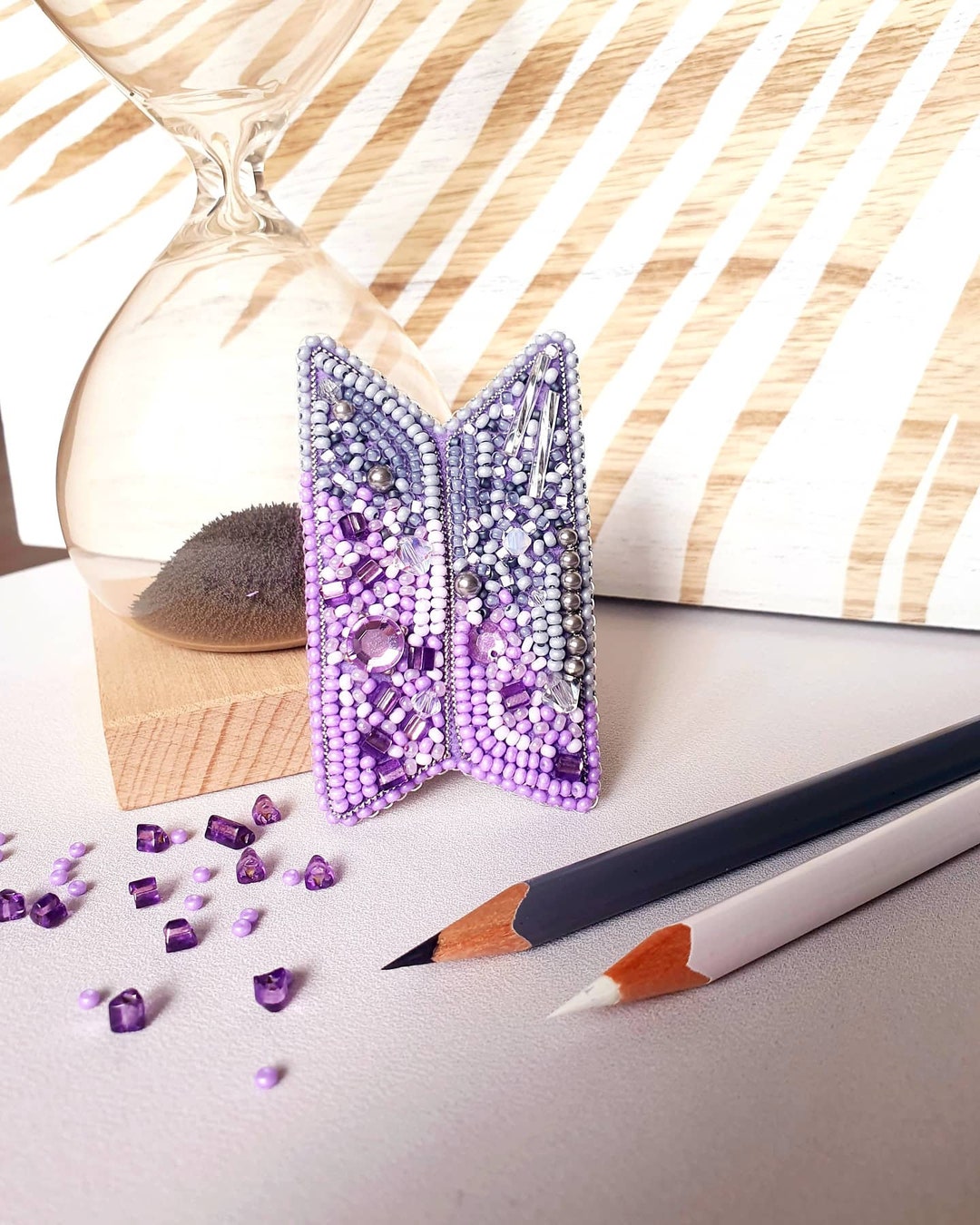 Handmade BTS Logo Seed Beaded Brooch | BTS Army Pin in Black and Purple ...