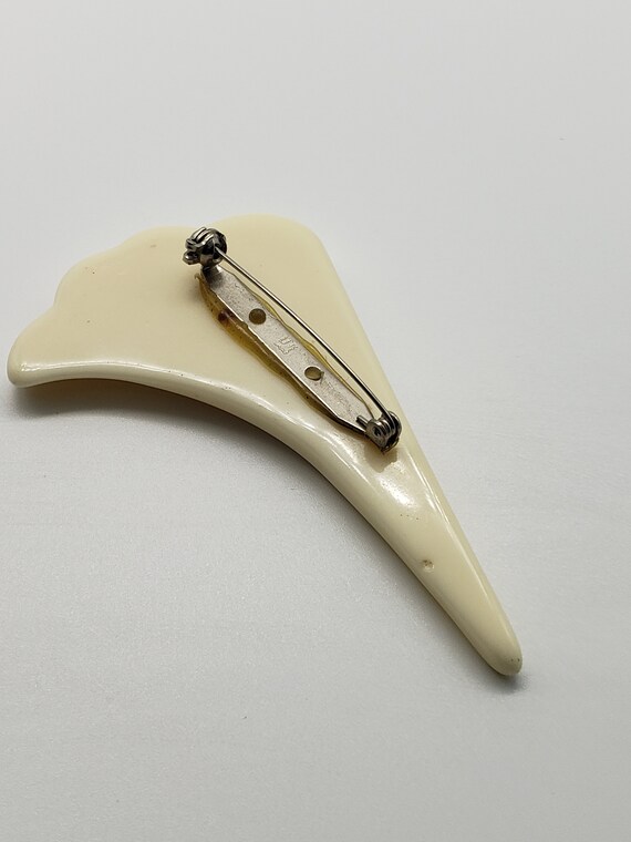 Vintage 1930's Art Deco Ivory Celluloid Swirl Brooch … - Gem