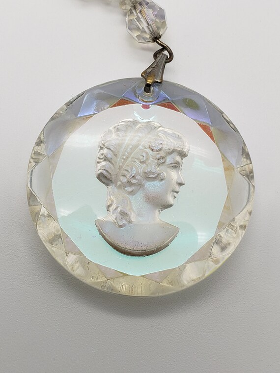 Vintage Iridescent Reverse Intaglio Crystal Cameo Pen… - Gem
