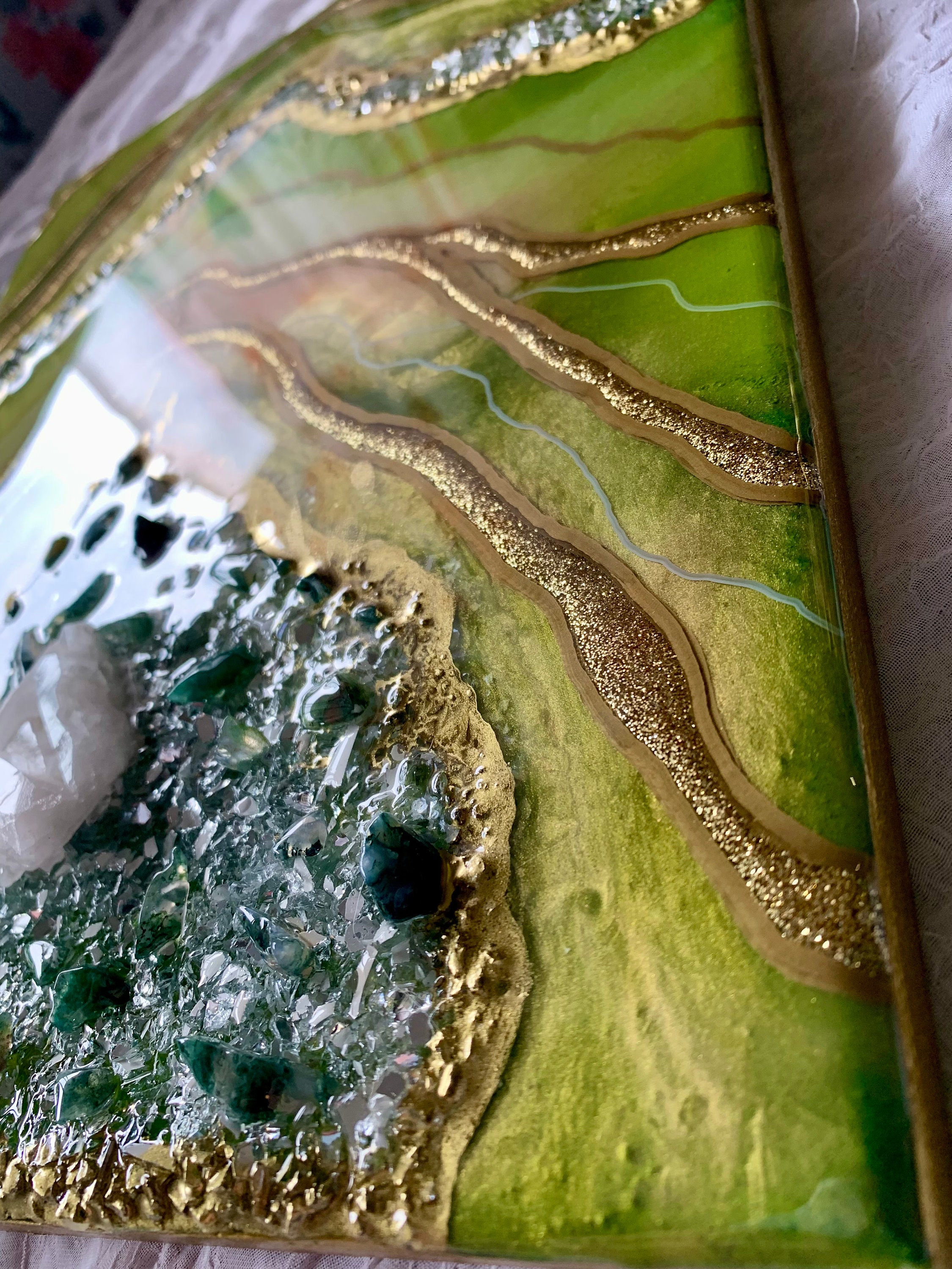 Epoxy Resin Crystal Geode Wall Art | Handmade Resin Geode Decor ...