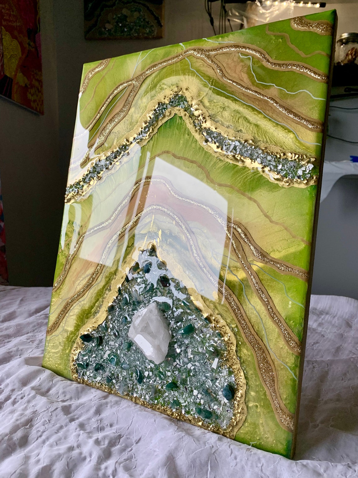 Epoxy Resin Crystal Geode Wall Art Handmade Resin Geode Decor Unique ...