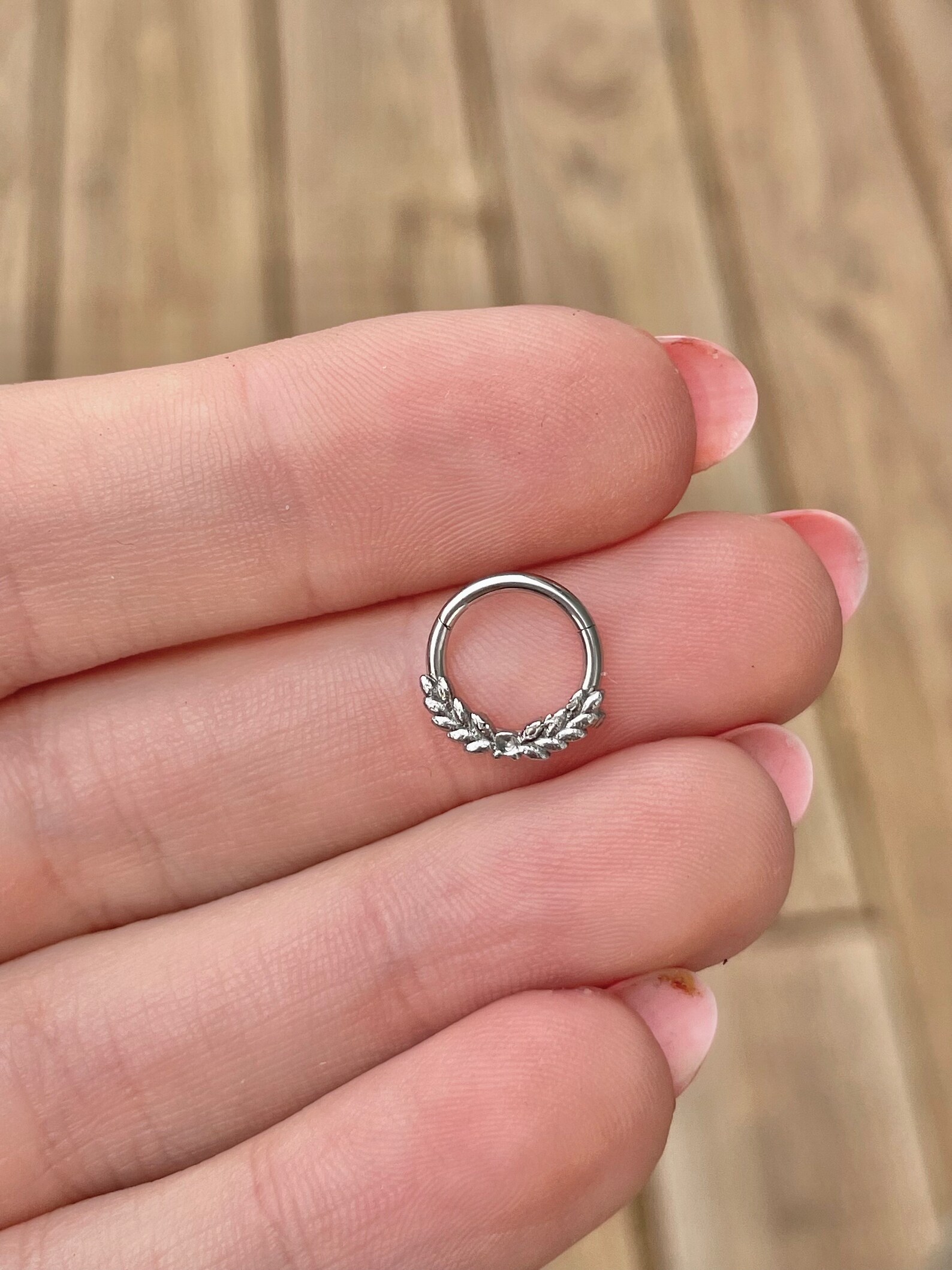 Silver Leaf Septum Ring, Nature Inspired Clicker Hoop, Dainty CZ Leaf ...