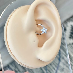 16G Silver Daith Ring 8mm Minimalist Floral Daith Jewelry Simple Daith ...
