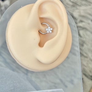 16G Silver Daith Ring 8mm Minimalist Floral Daith Jewelry Simple Daith ...